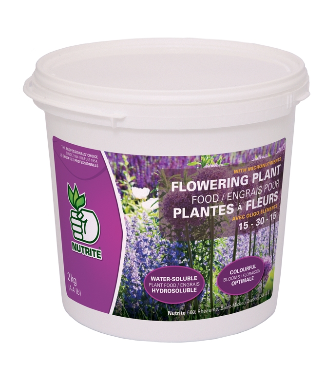 Flowering Plant Food 2kg WS 15-30-15 - Oxford Insta-Shade
